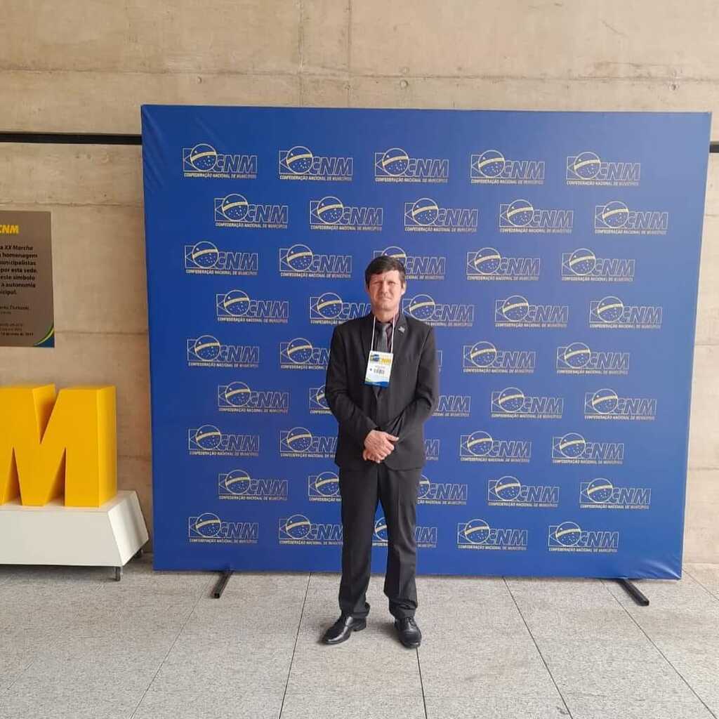 O Rodeense Geral Vice Prefeito De Rodeio Airton Sousa Está Na